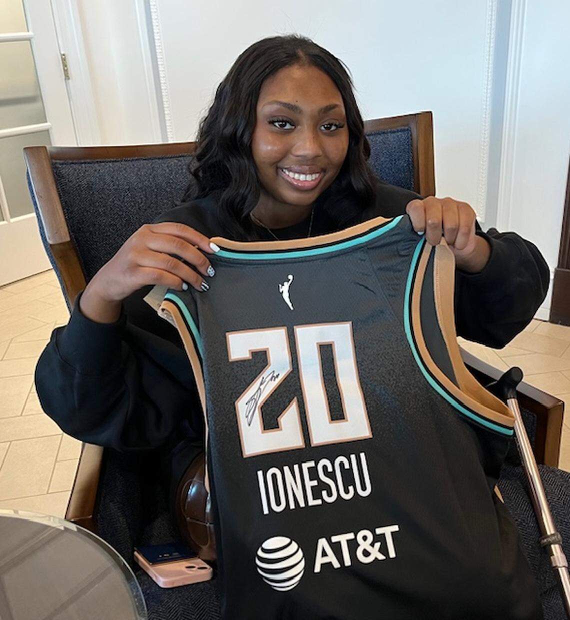 Jaeda Norman’s Duke visit inspires fans at Cameron Indoor | Raleigh ...
