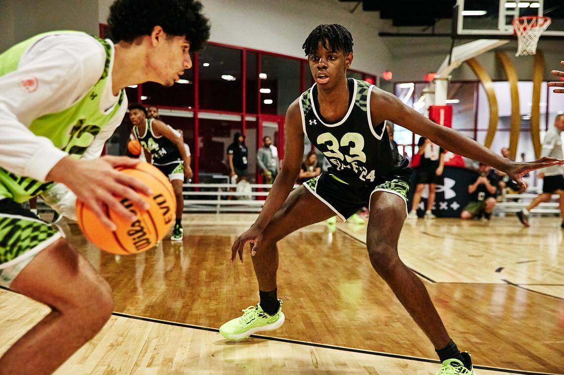 Duke’s Cameron Boozer, UNC’s Caleb Wilson once teammates | Raleigh News ...