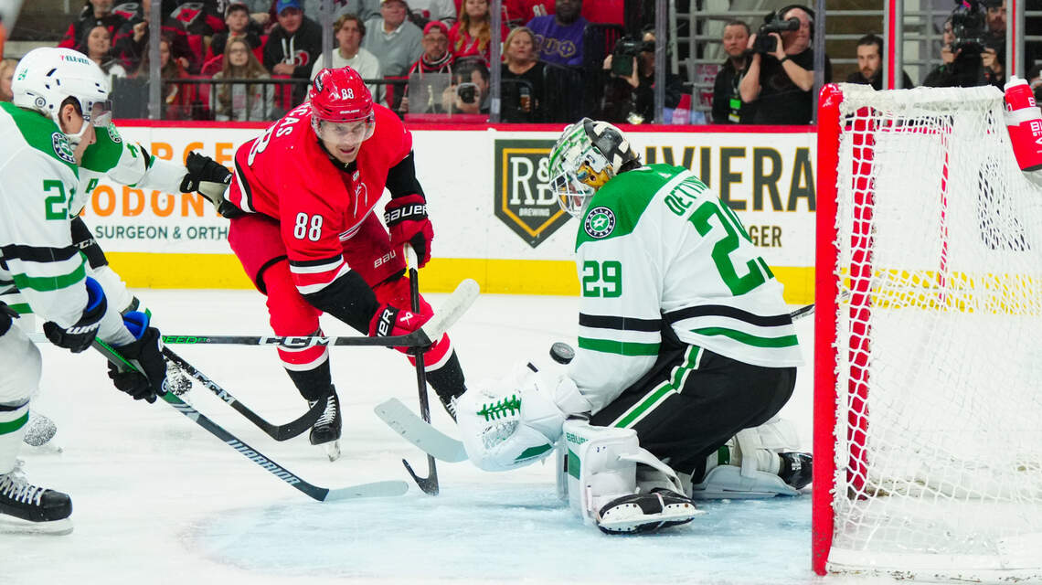 Hurricanes vs Stars NHL hockey game recap, score, who won? | Raleigh ...