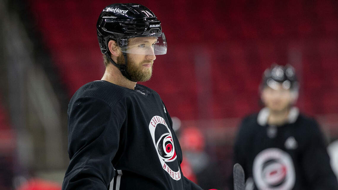 Hurricanes defenseman Jaccob Slavin a Lady Byng finalist | Charlotte ...