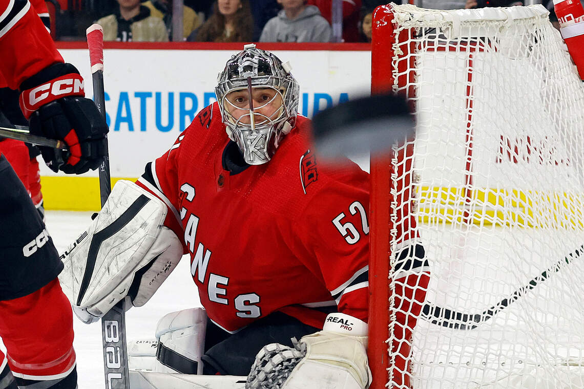 Hurricanes catch Devils in tie for first in Metro Division | Raleigh ...