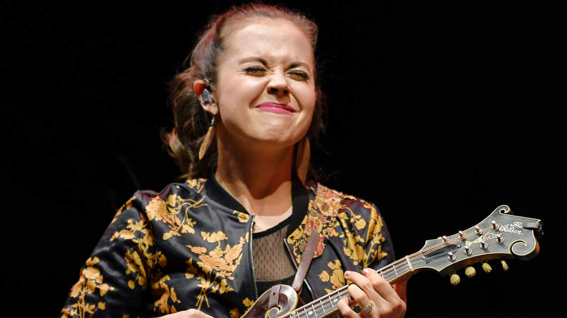 Railbird: Singer, musician Sierra Hull returns to Lexington | Lexington ...