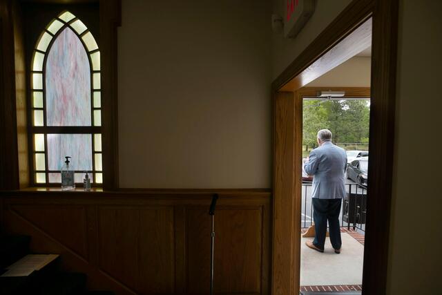 On Easter Sunday at a rural NC church, car horns said amen | Raleigh ...