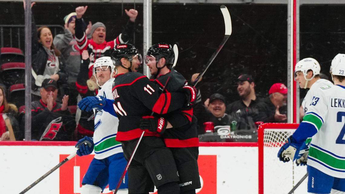 Jordan Staal scores again, Carolina Hurricanes win again | Raleigh News ...