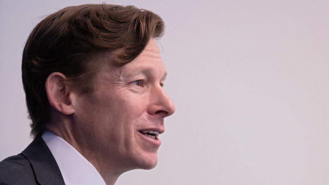 New interim chancellor isn’t what UNC-Chapel Hill needs | Raleigh News ...